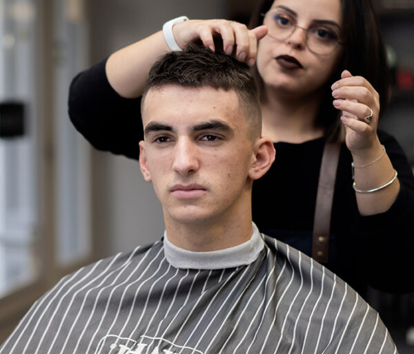 Coiffeur Barber Cavaillon - Gentlemen's 78, Salon Coiffure Homme ...